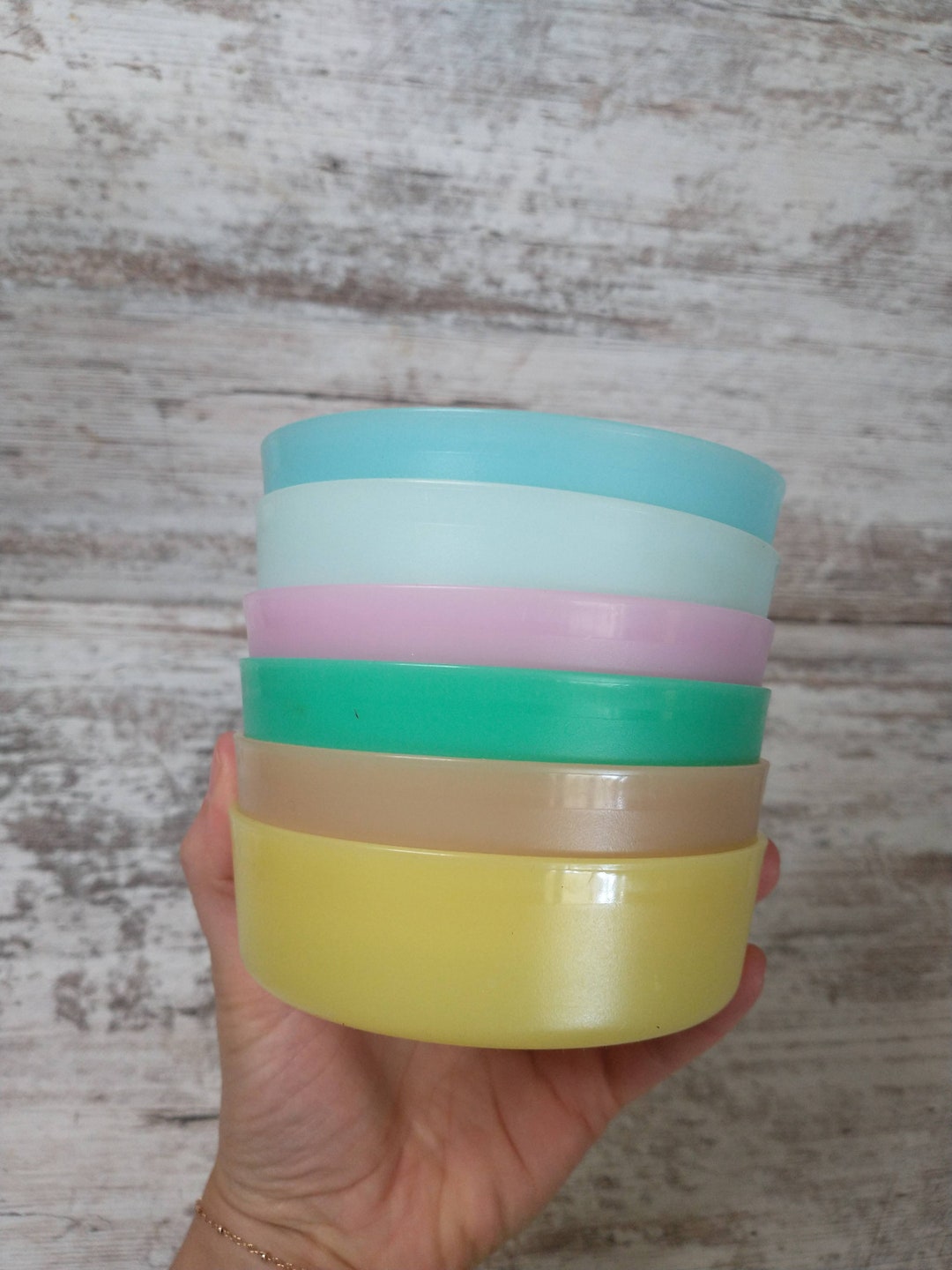 Vintage Tupperware Bowl Set Vintage Tupperware Set of 5 in Vintage ...