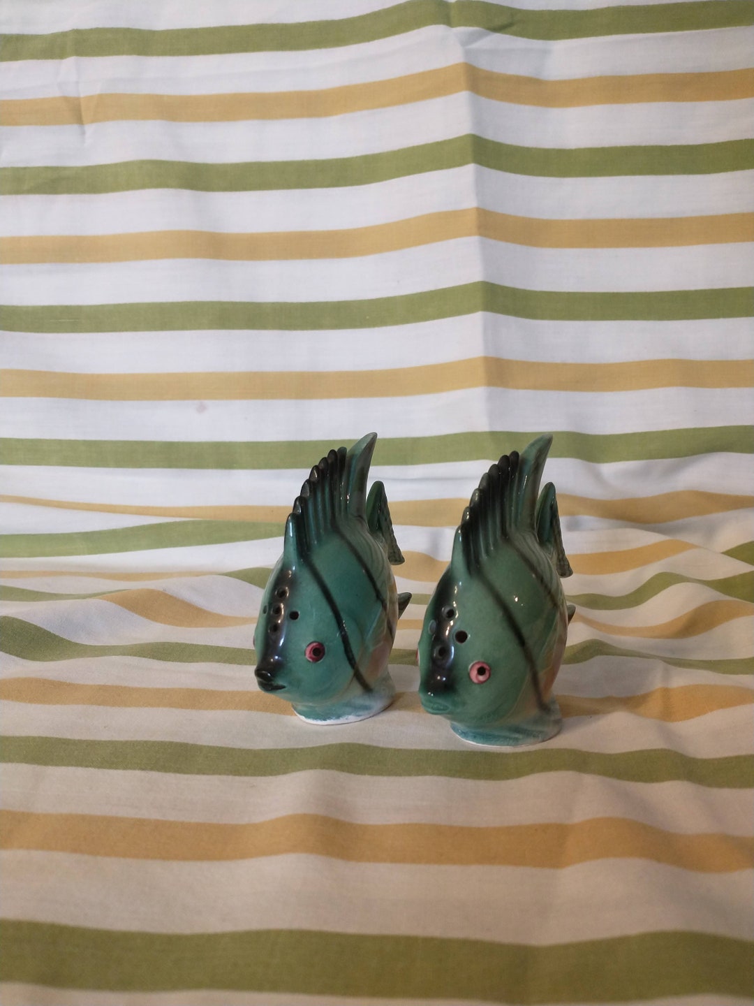 Green Fish Salt and Pepper Shakers Vintage Salt and Pepper Fish Shakers ...
