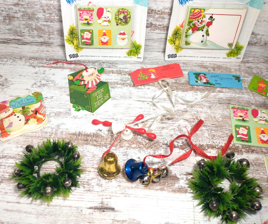 NOS Vintage Christmas Gift Tags | Retro Holiday Seals & Package Toppers ...