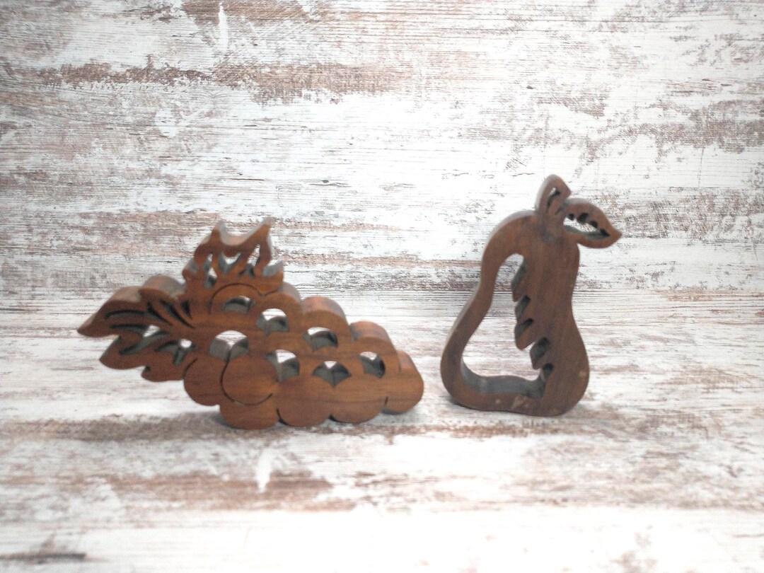 Vintage 80s Hand-carved Wooden Fruit Decor: Grapes & Pear - Etsy
