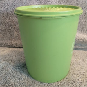 Green Tupperware Container With Lid | Vintage Tupperware Container W ...