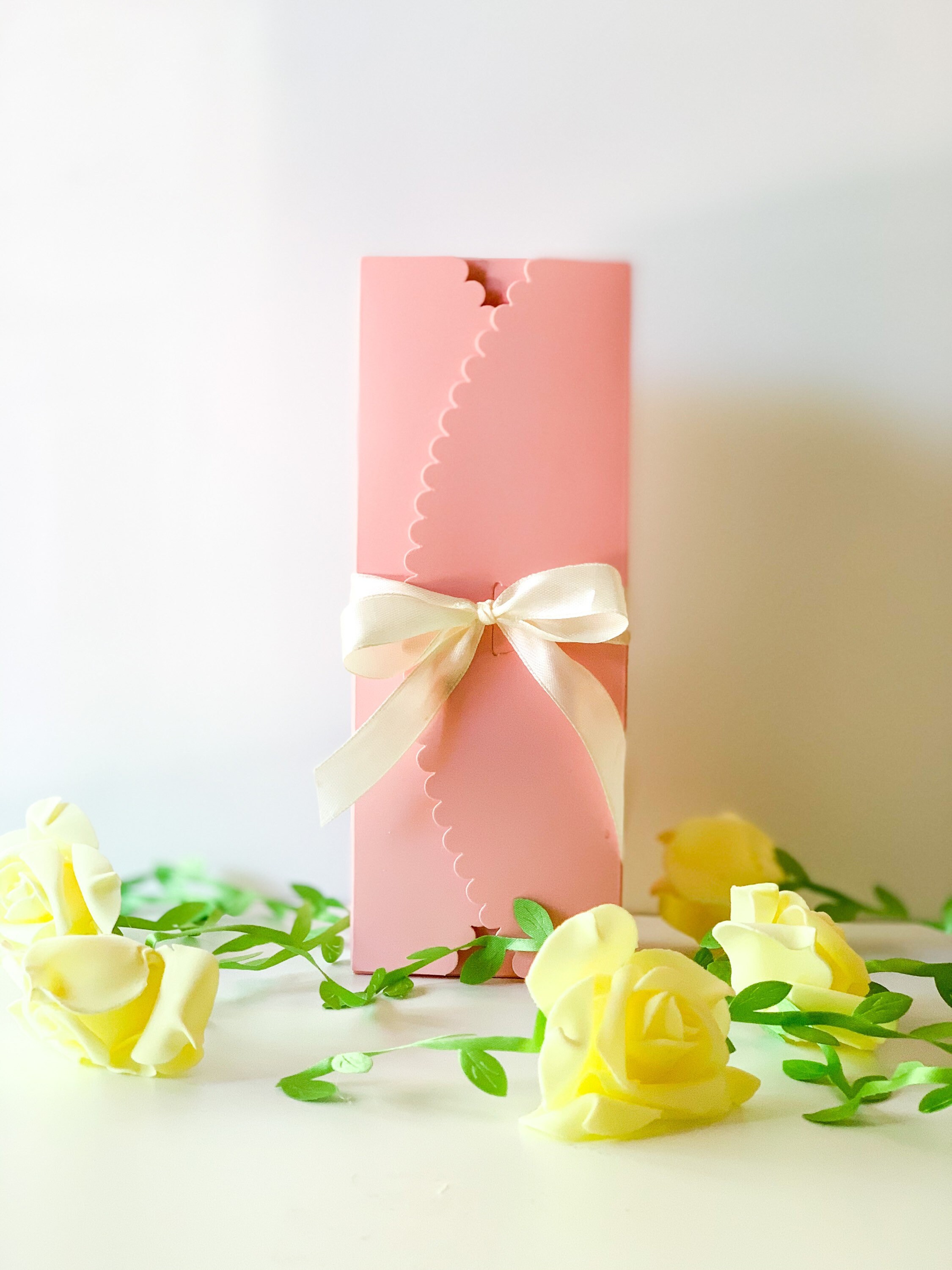 10 Small Scalloped Pink Bakery Boxes With Ivory Ribbons, Pink Biscuit ...
