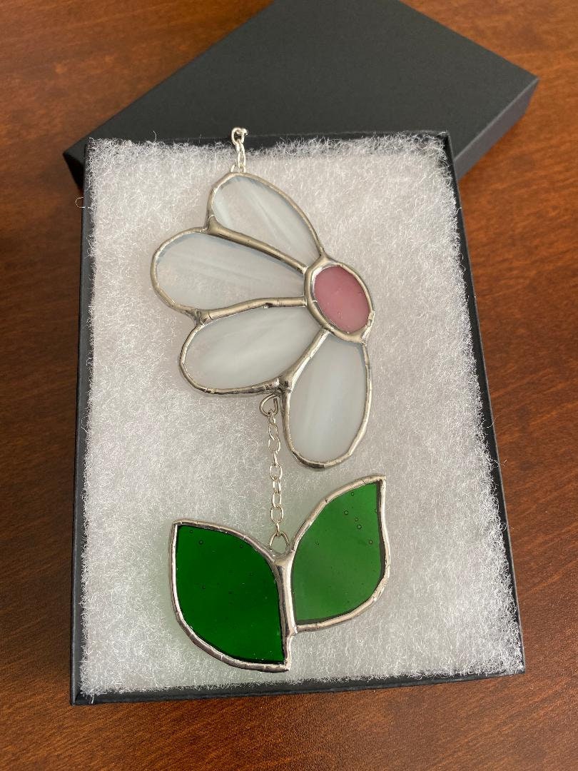Stained Glass Droopy Daisy Suncatcher - Etsy
