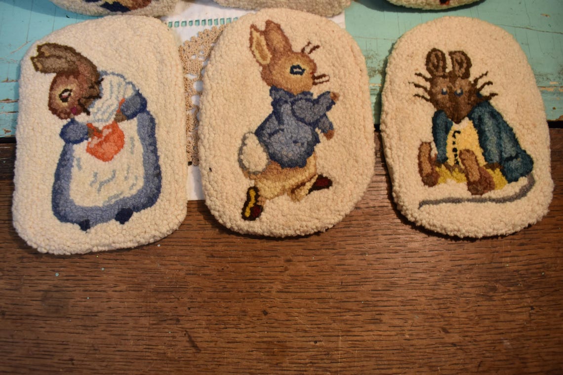 Vintage Beatrix Potter Hook Rug Wall Art / Vintage Beatrix Potter Decor ...