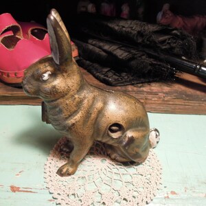 Vintage Antique Iron Bunny Bank / Cast Iron Rabbit Coin Deposit Bank ...
