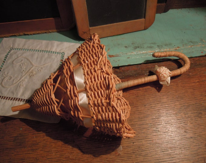 Victorian Wicker Umbrella Purse / Vintage Wicker Umbrella Basket ...