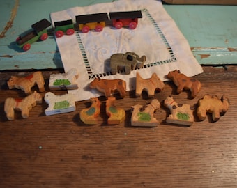 Vintage Wooden Toy Miniatures / Folk Art Wood Figurines / Farm Animals ...