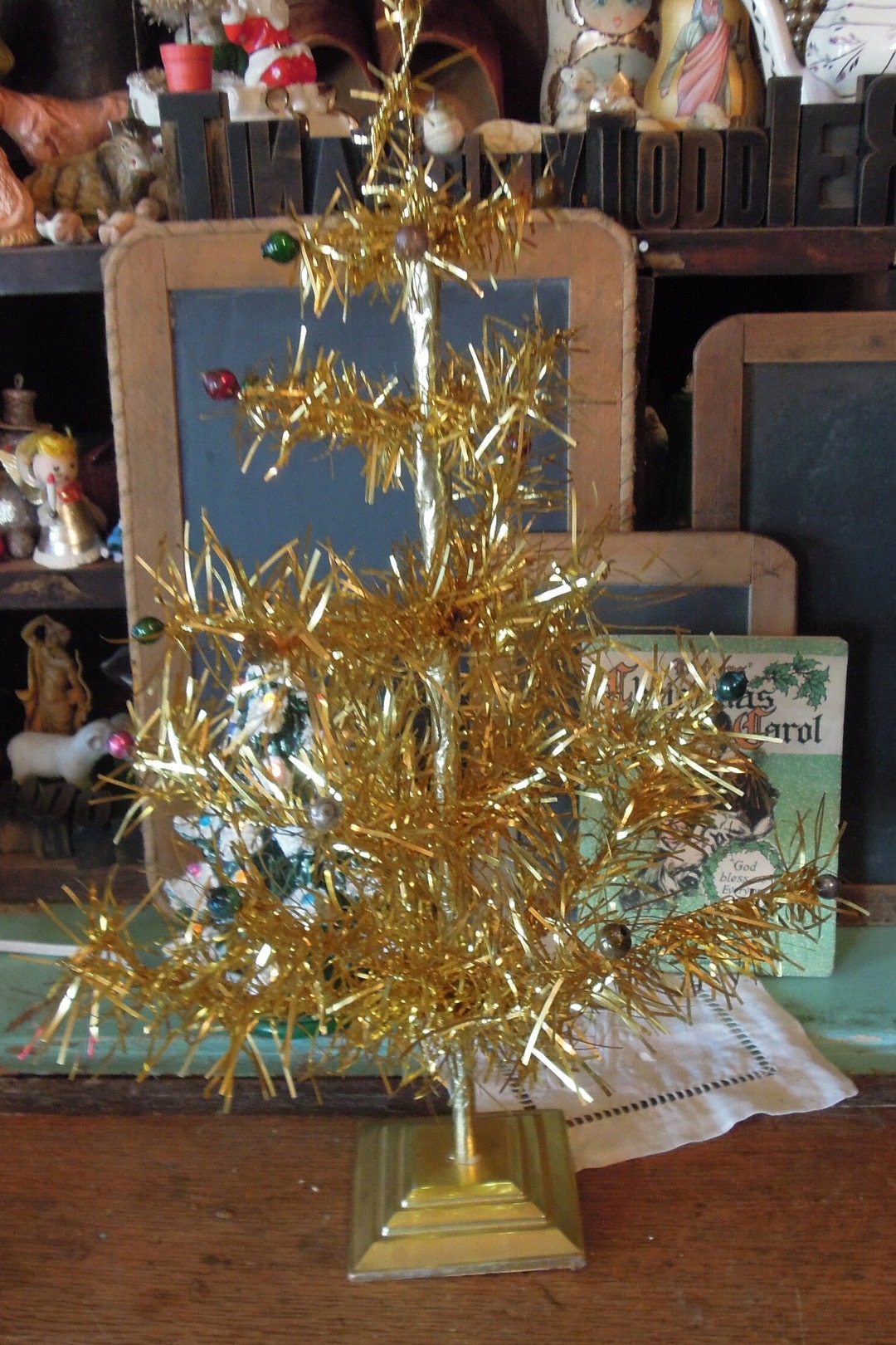 Vintage Christmas Tinsel Table Top Tree / Gold Tinsel Mercury - Etsy