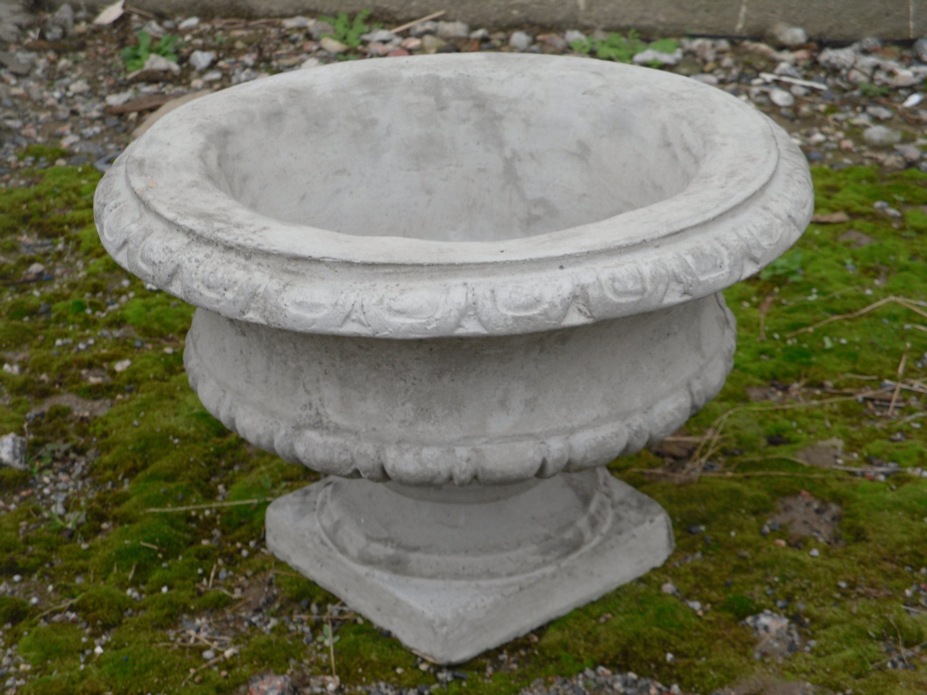 Small Roman Concrete Planter: Outdoor Patio Urn - Etsy