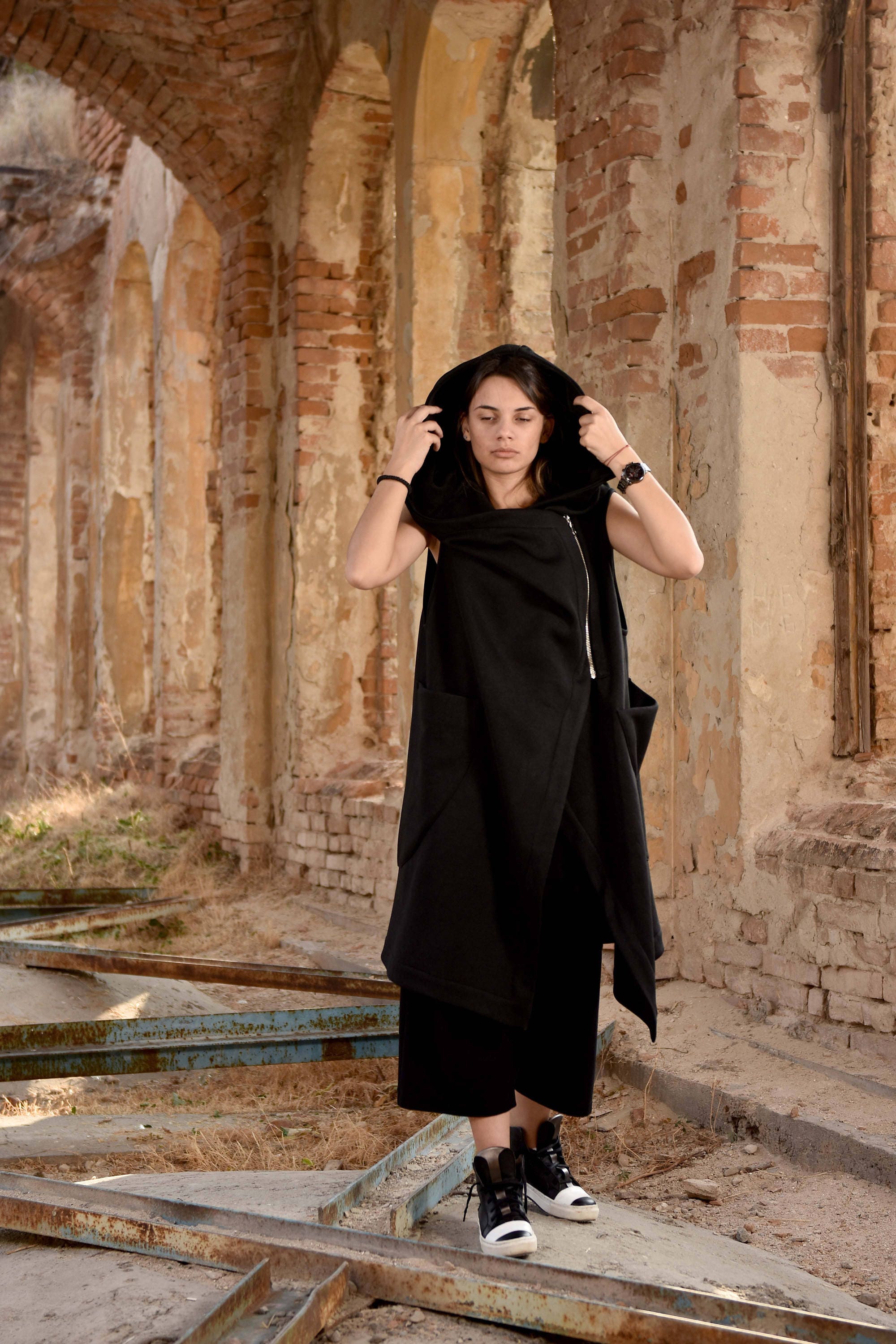 Black Maxi Vest Futuristic Clothing Asymmetric Top Plus - Etsy