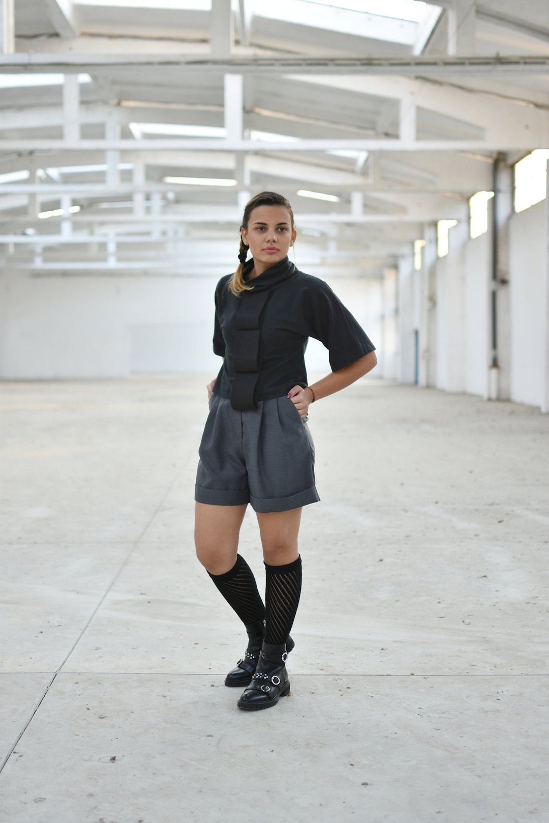 Wool Short Pants, Elegant Wool Shorts With Pockets, Gray Short Trousers ...