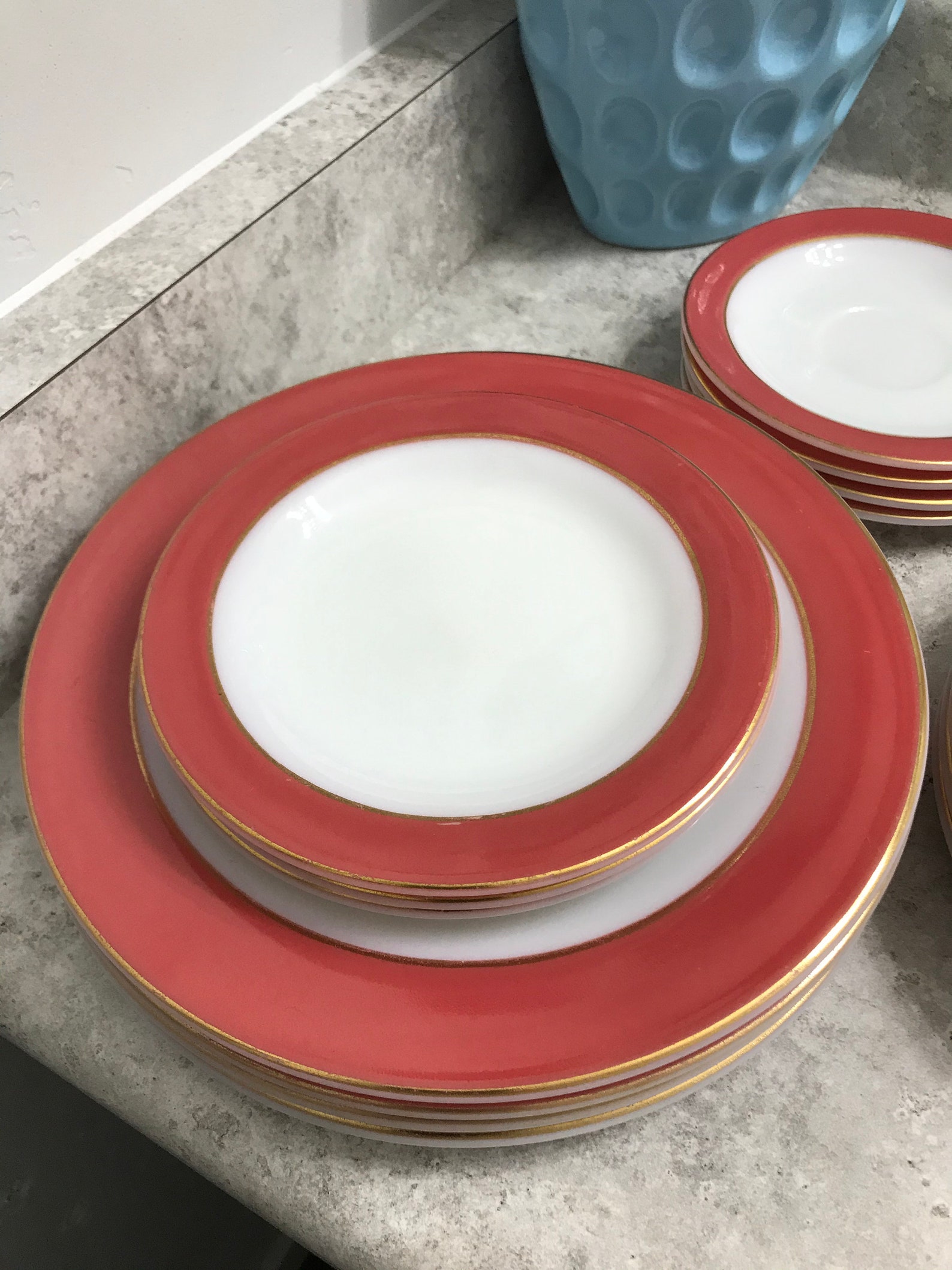 Vintage Set of Pyrex Flamingo Pink Dinnerware Gold Trim 19 | Etsy