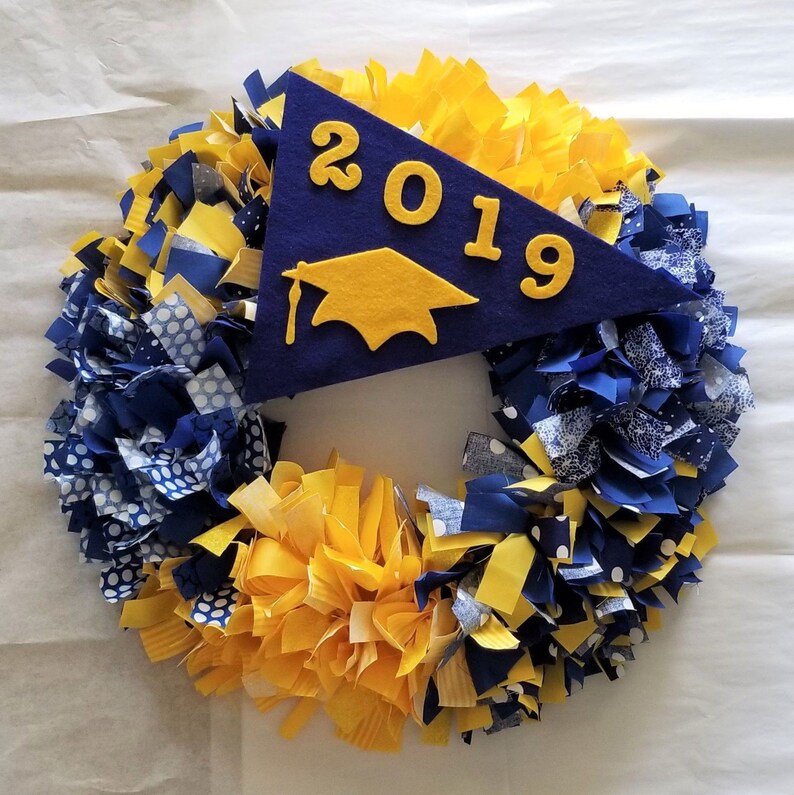 2026 Graduation Rag Wreath: Custom Colors, Party Decoration, Photo Prop ...