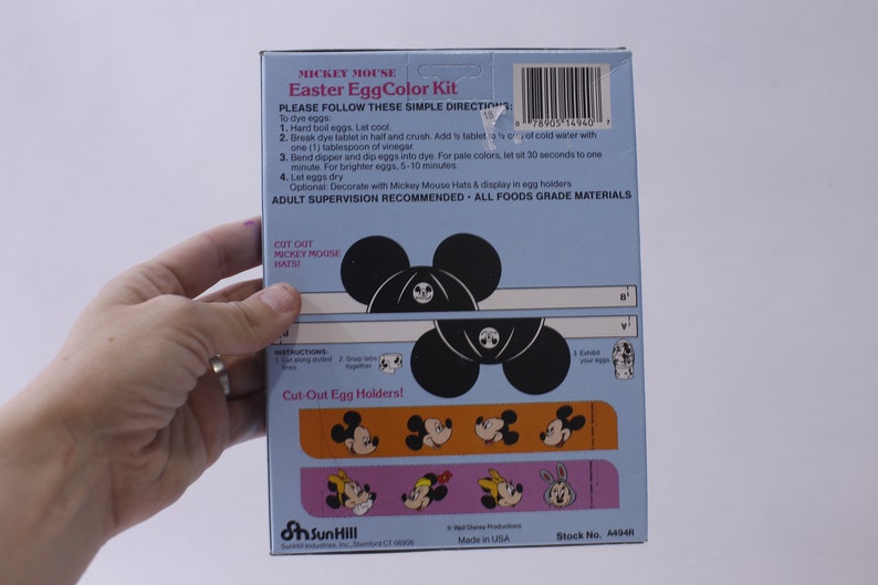 Mickey Mouse, Egg Coloring Kit With Disney Egg Holders, Sun Hill ...