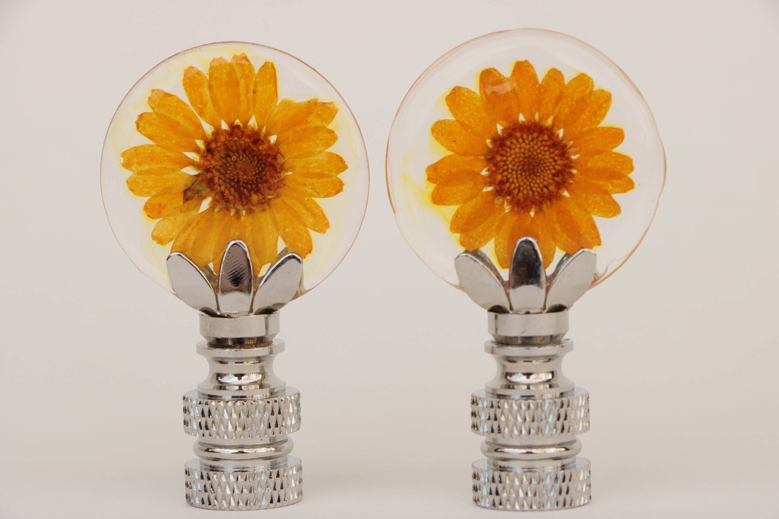 Yellow Daisy Flower Lamp Finials Natural Flowers in Clear | Etsy