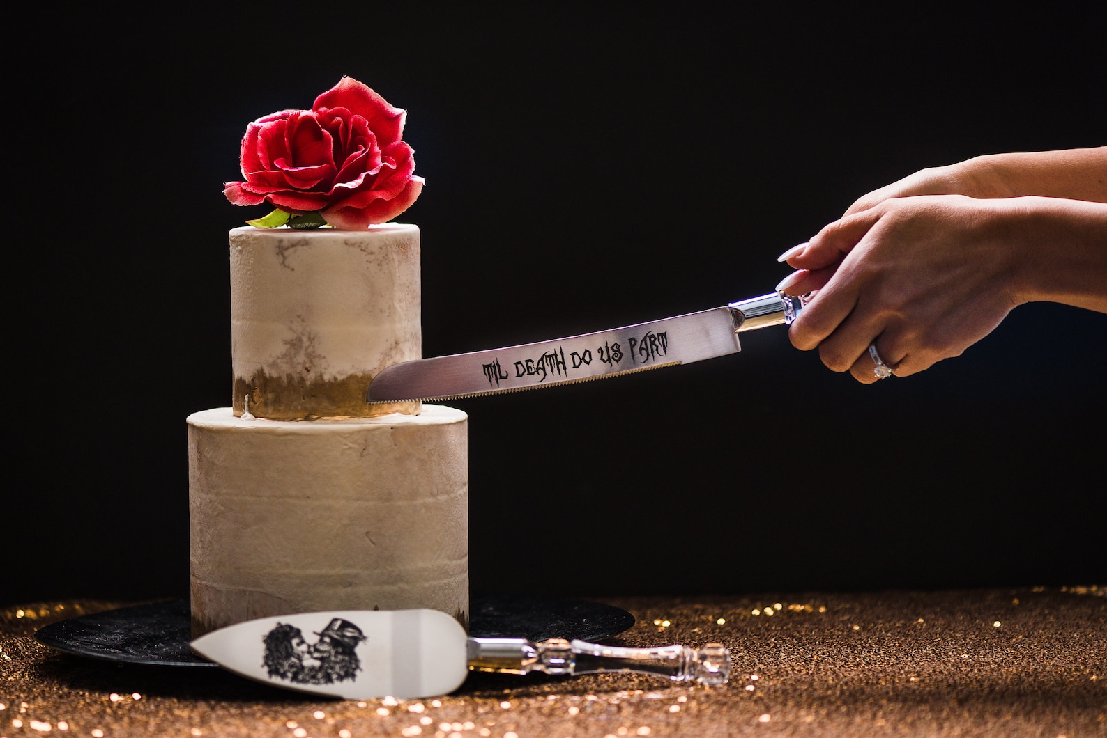 Skull Cake Serving Set, Engraved Skulls Knife and Cake Serving Set ...