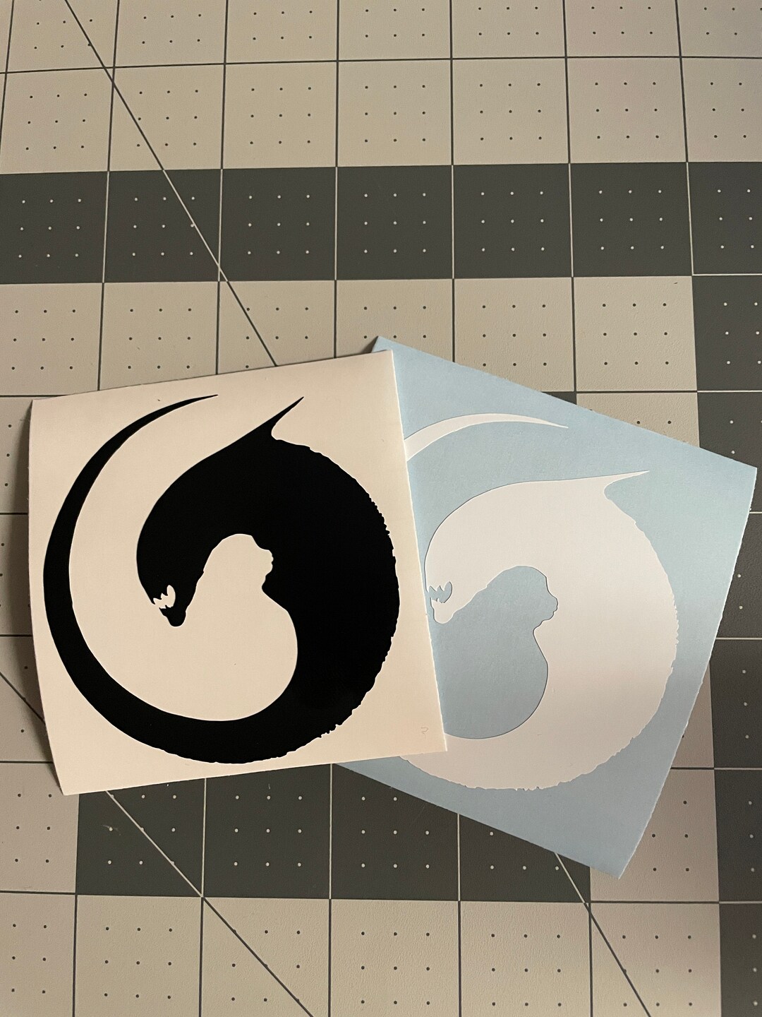 Alien Xenomorph Circle Vinyl Decal Sticker - Etsy