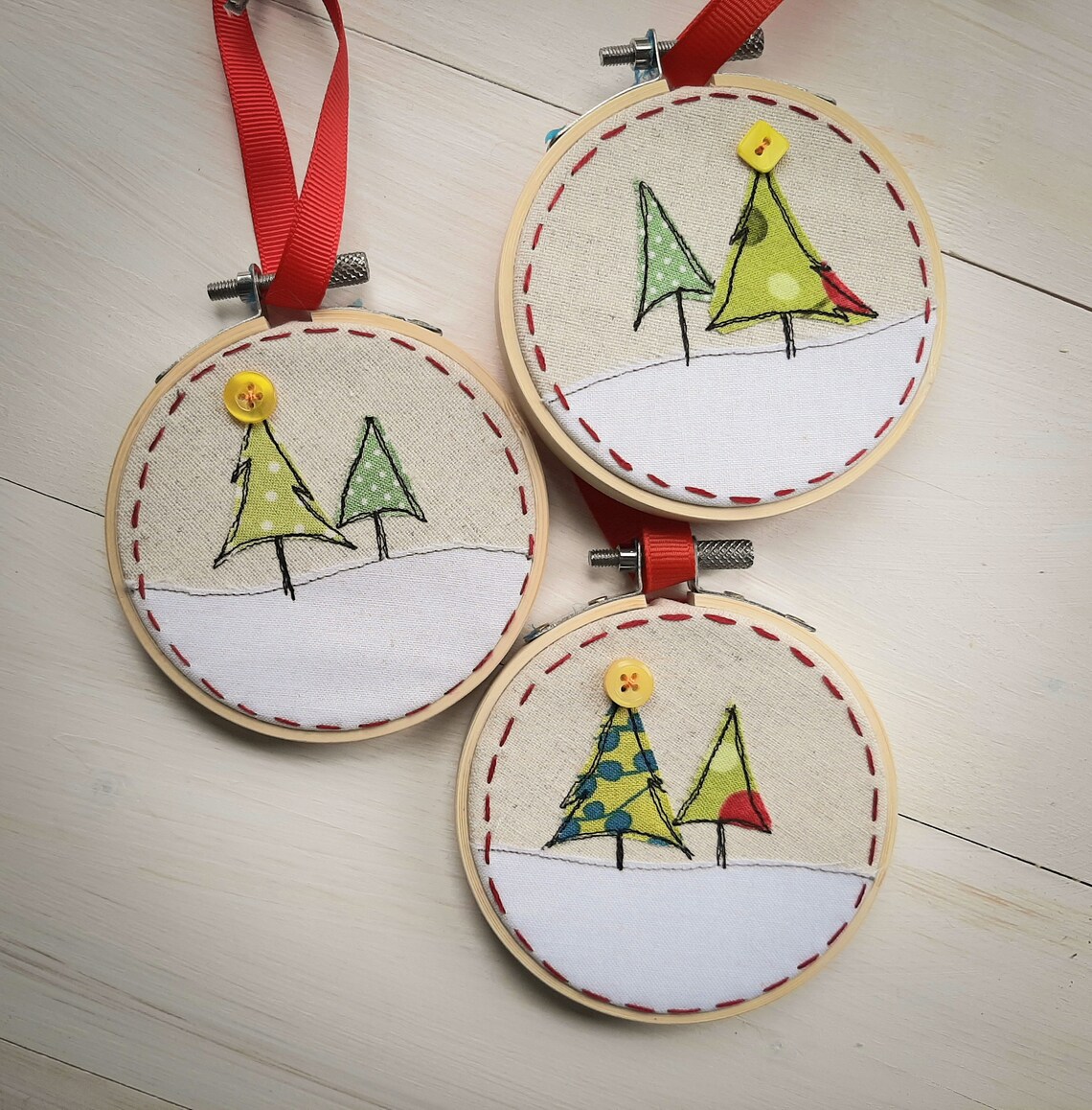 Embroidered Christmas Tree Hoop Bauble Tree Decoration by - Etsy UK