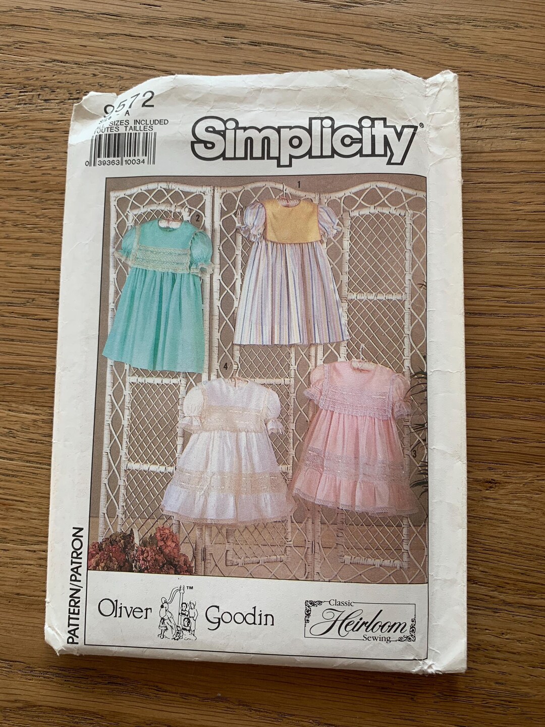 Simplicity 9572 Heirloom Classic Sewing. Girls’ Dresses by Oliver ...