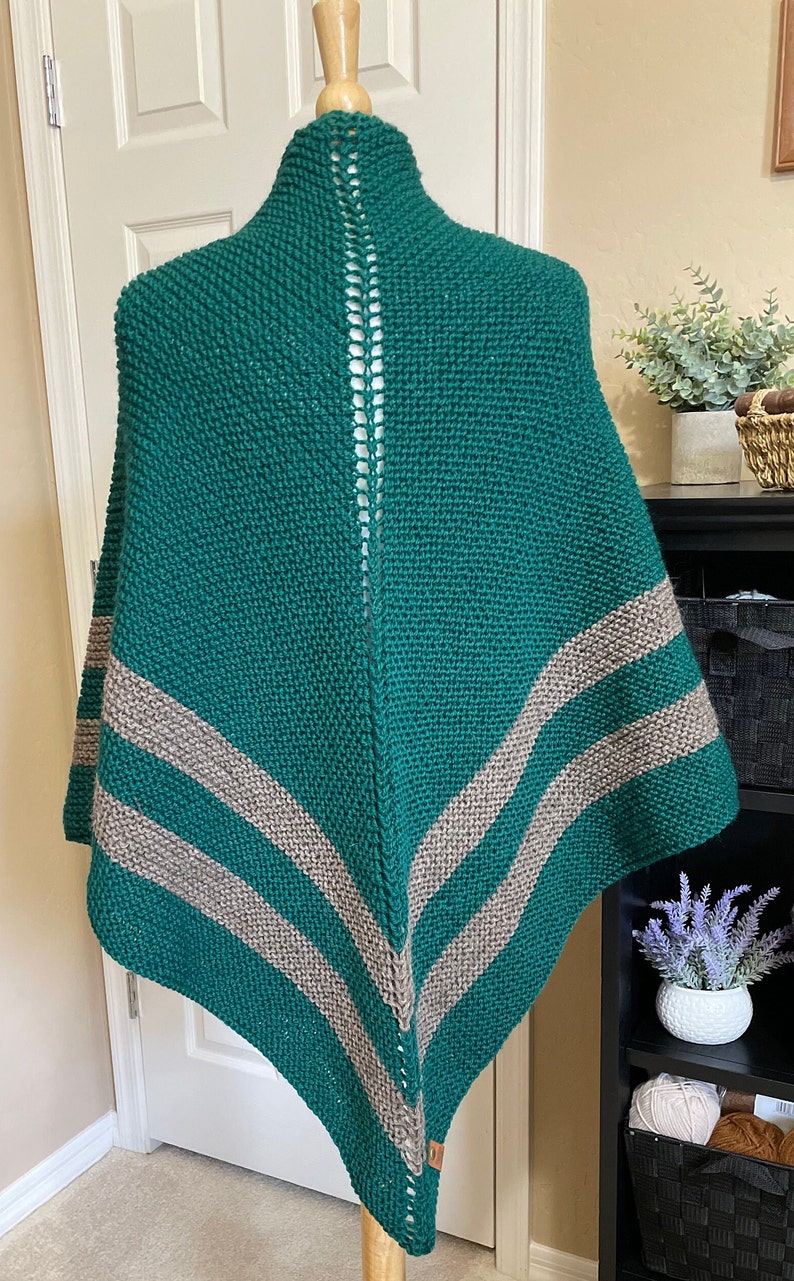 Hand Knitted Shawl, Outlander Shawl, Green Shawl, Knitted Outlander ...