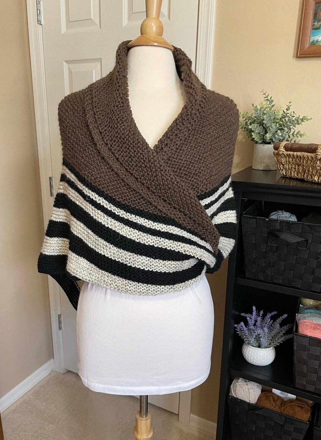 Hand Knitted Shawl, Outlander Shawl, Claire Shawl, Knitted Outlander ...