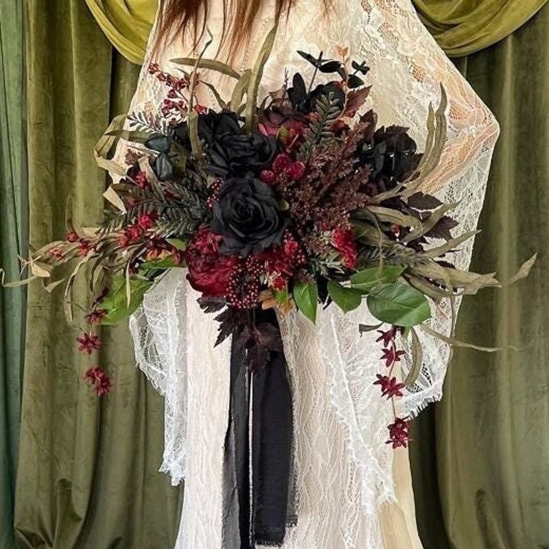 Black Bridal Bouquet - Etsy