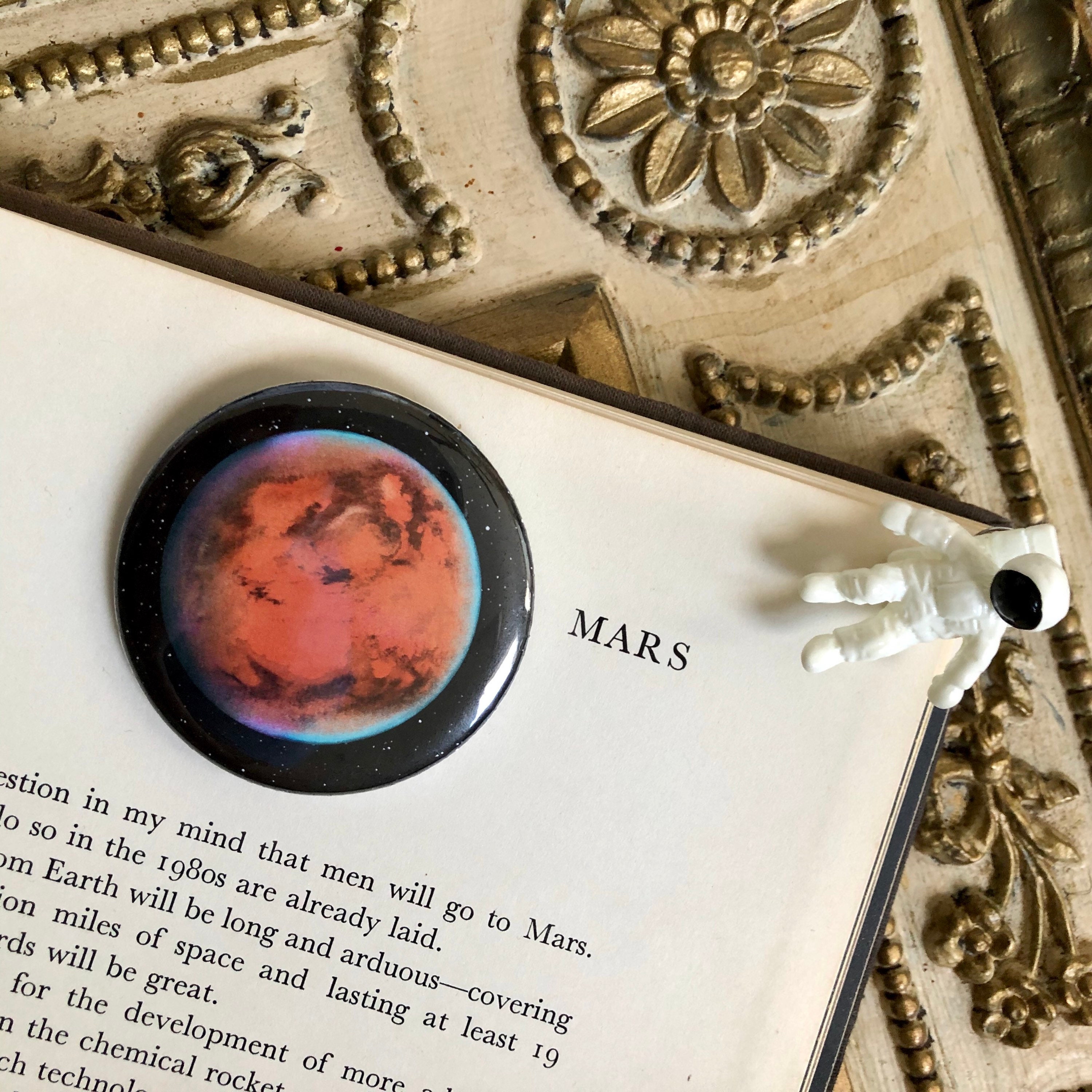 Mars Badge Pin - Eco Friendly Novelty -the Red Planet Astronaut ...