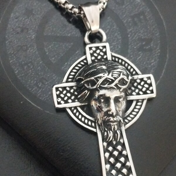 Jesus Christ Crucifix Necklace - Etsy