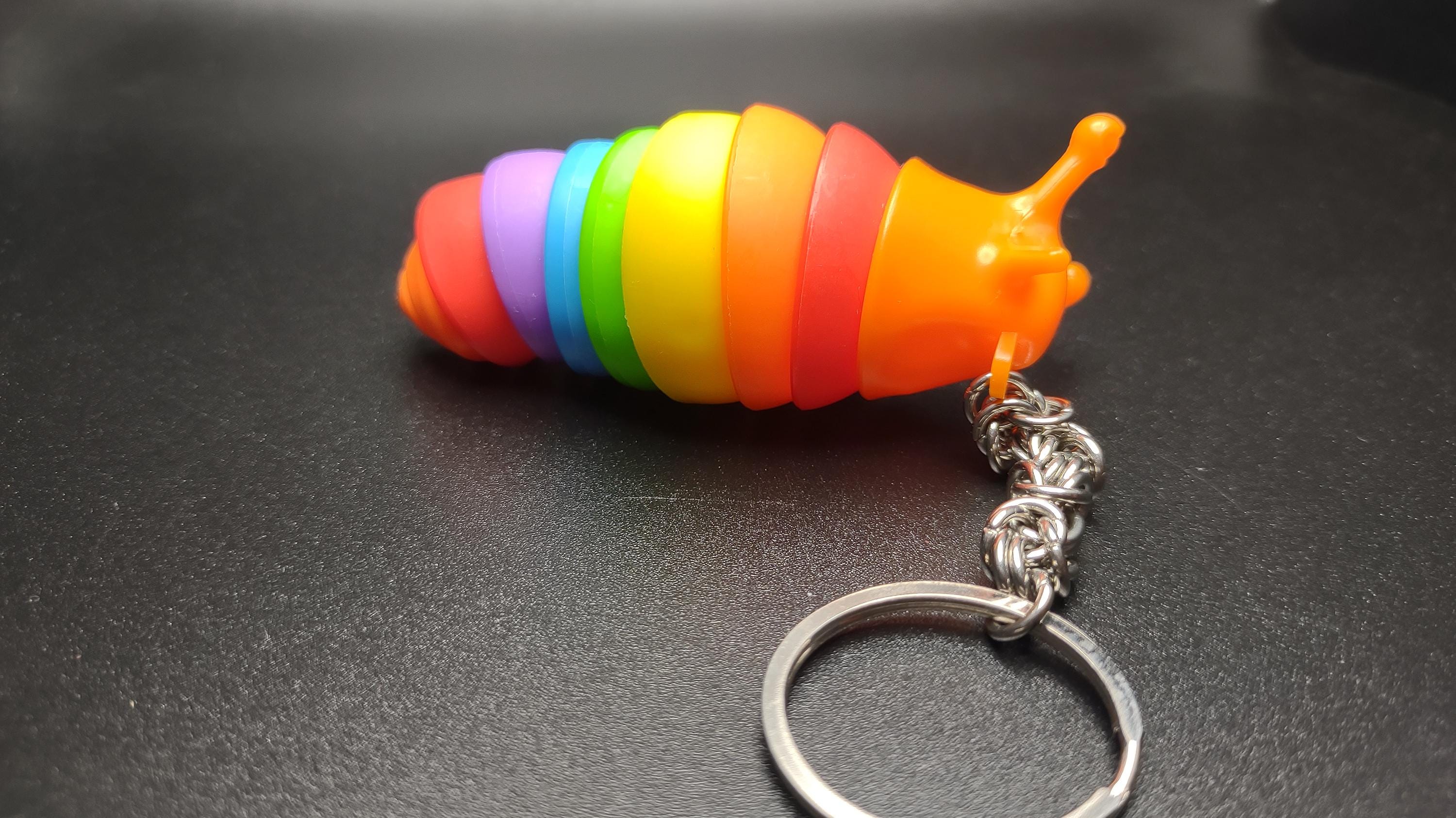 Chainmail Fidget Slug Keychain - Etsy