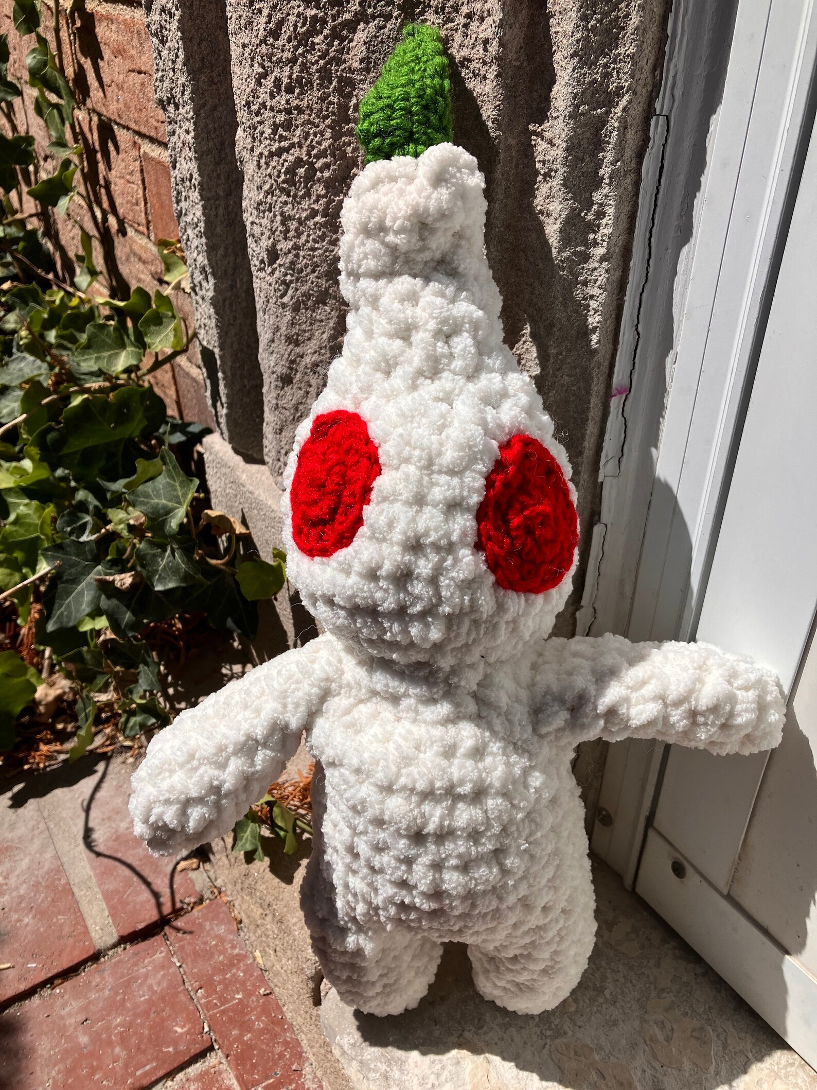 Huggable Crochet Pikmin Amigurumi Plush - Etsy