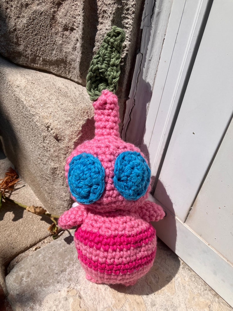 Huggable Crochet Pikmin Amigurumi Plush - Etsy