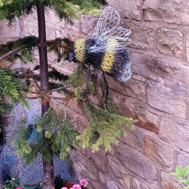 Wire Art Bumblebee - Etsy