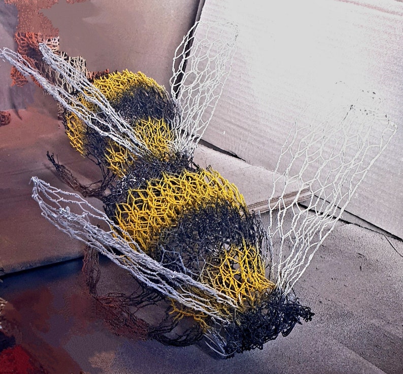 Wire Art Bumblebee - Etsy