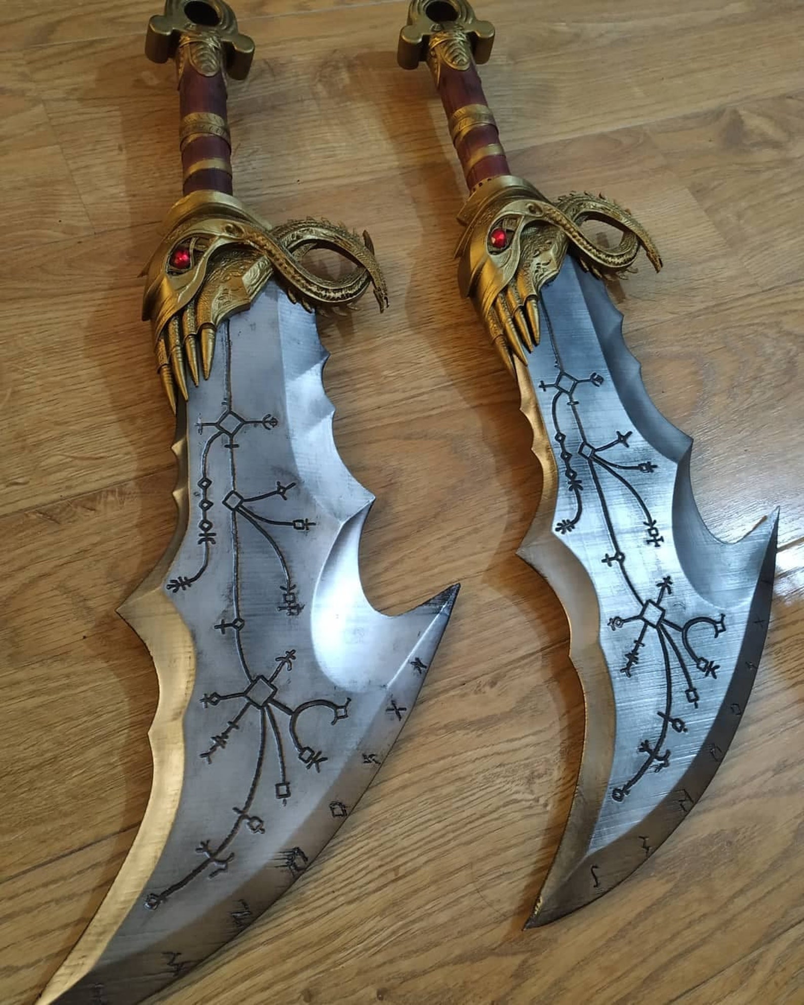Blades Of Chaos Etsy Norway Blades Of Chaos Etsy Norway