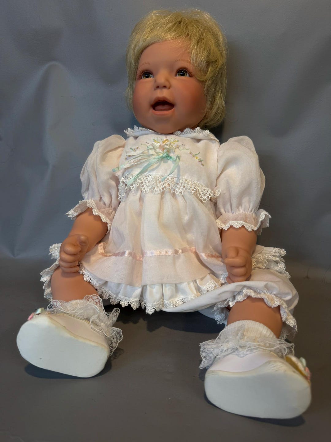 24" Lee Middleton Reva Doll Vinyl Doll - Etsy