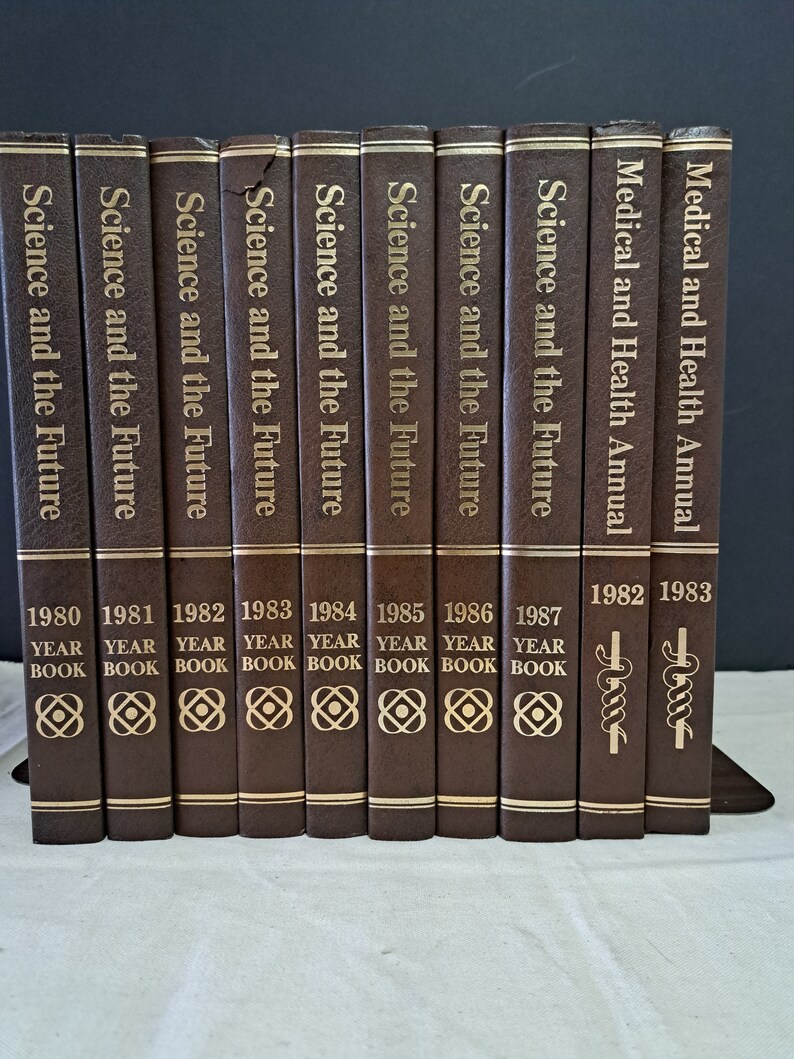 10 Volumes of Encyclopedia Britannica Yearbooks - Etsy Australia