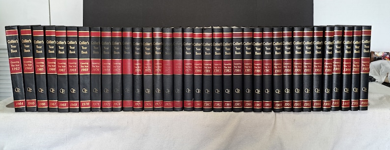 35 Volumes Collier's Year Books 1963 Through 1999 - Etsy