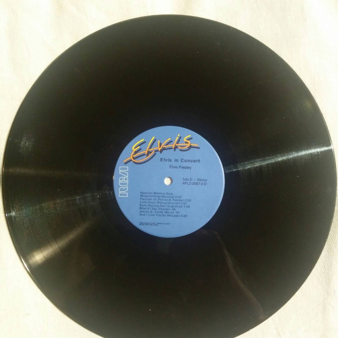 1977 2 LP Vinyl Set Elvis in Concert by Elvis Presley - Etsy