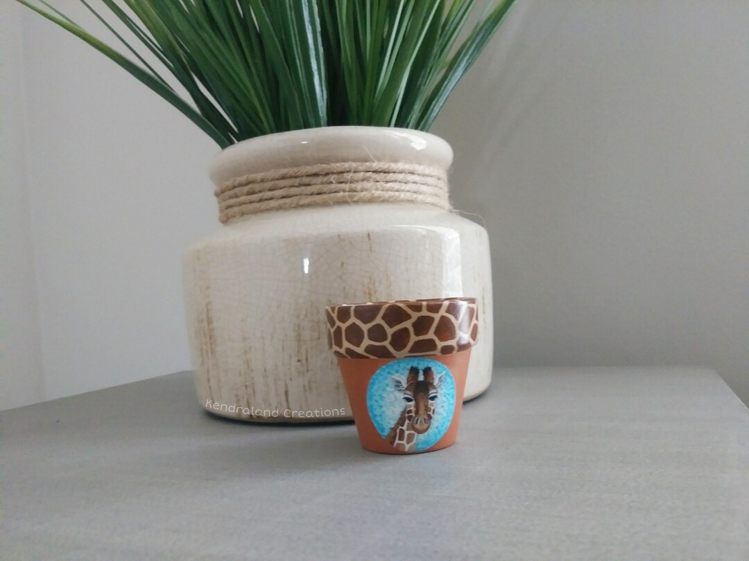 2 Inch Giraffe Plant Pot With Background, Hand Painted Mini Giraffe ...