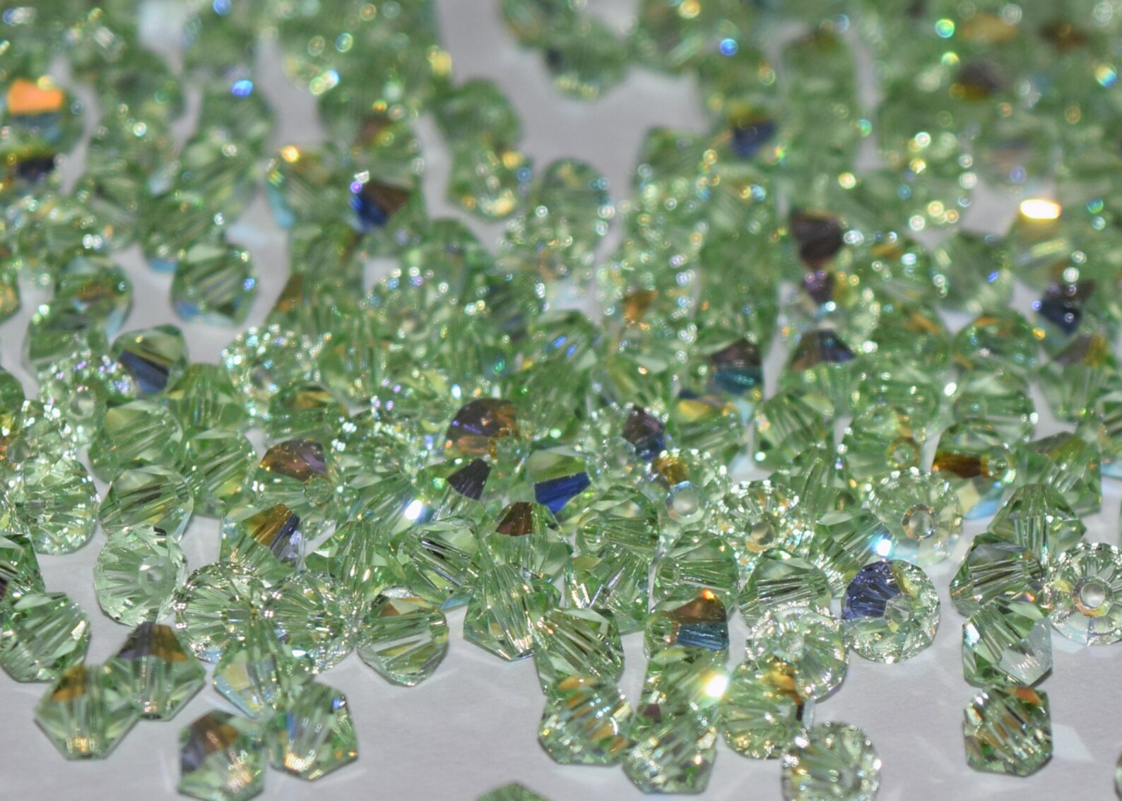 Chrysolite AB Swarovski Beads 4mm, 50 Beads, 100 Beads - Etsy