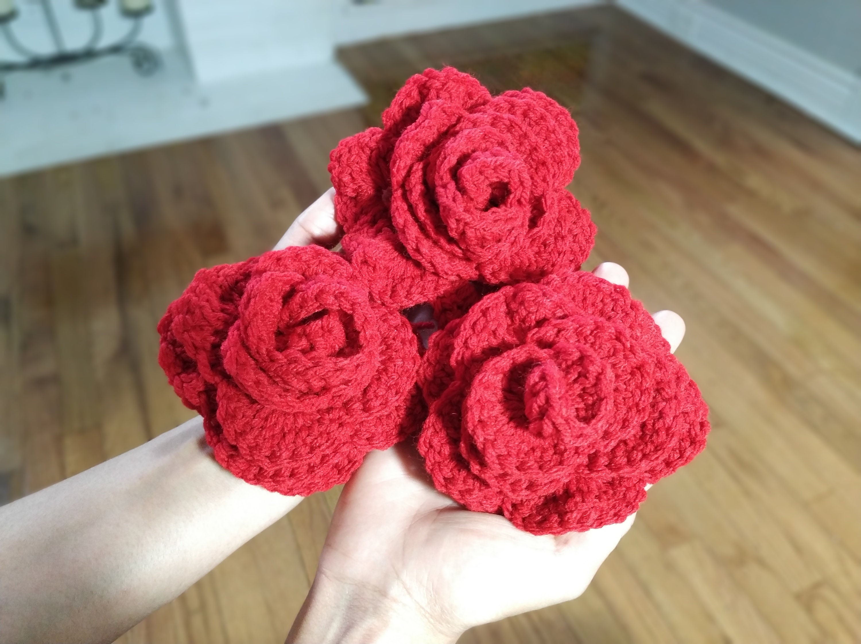 Crochet Rose pattern & free video pattern included | Etsy