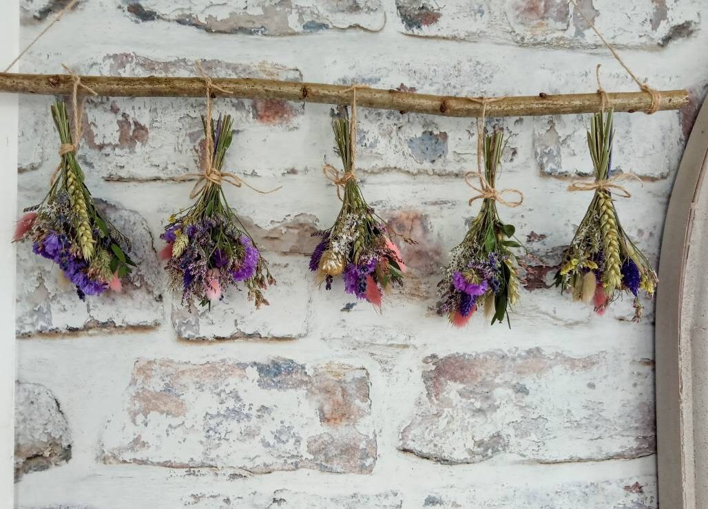 Dried Floral 3 and 5 Flower Bunch Bar. Tied With Jute Twine - Etsy UK