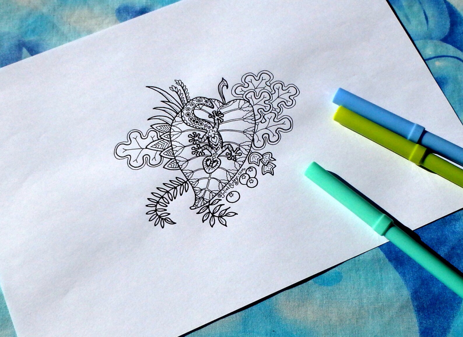 Leafy Gekko Half-colouring Page for Adults - Etsy UK