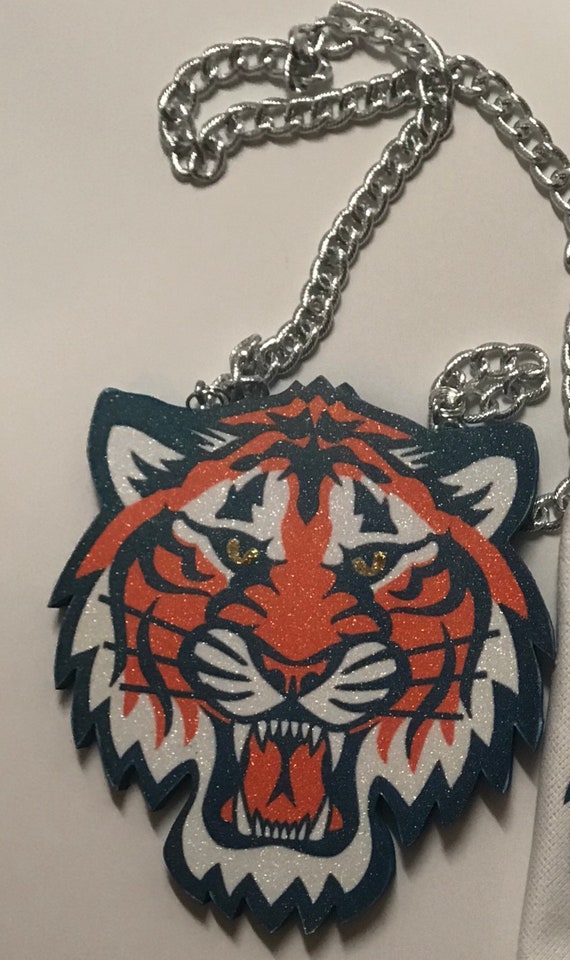 Triangle Tiger Swag