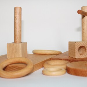 Montessori Stacking Discs, Rings and Cubes on a Horizontal and Vertical ...