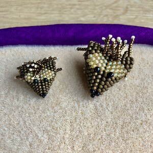 Hedgehog Critter Bead, 3D Peyote Beaded Bead, Geometric Beading Pattern ...