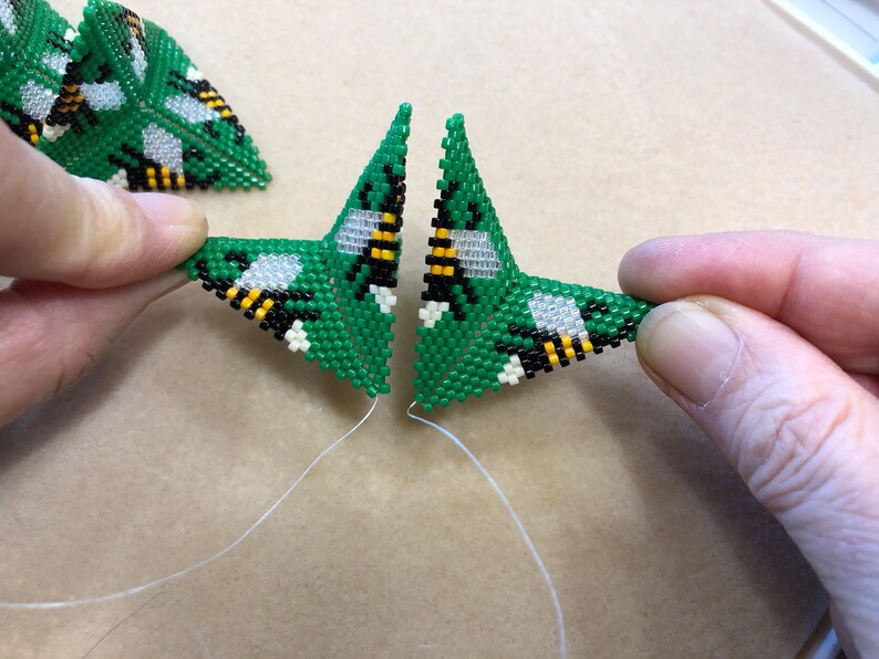 3D Peyote Hum of Bees Star, New Video Style Pattern, Geometric Beading ...