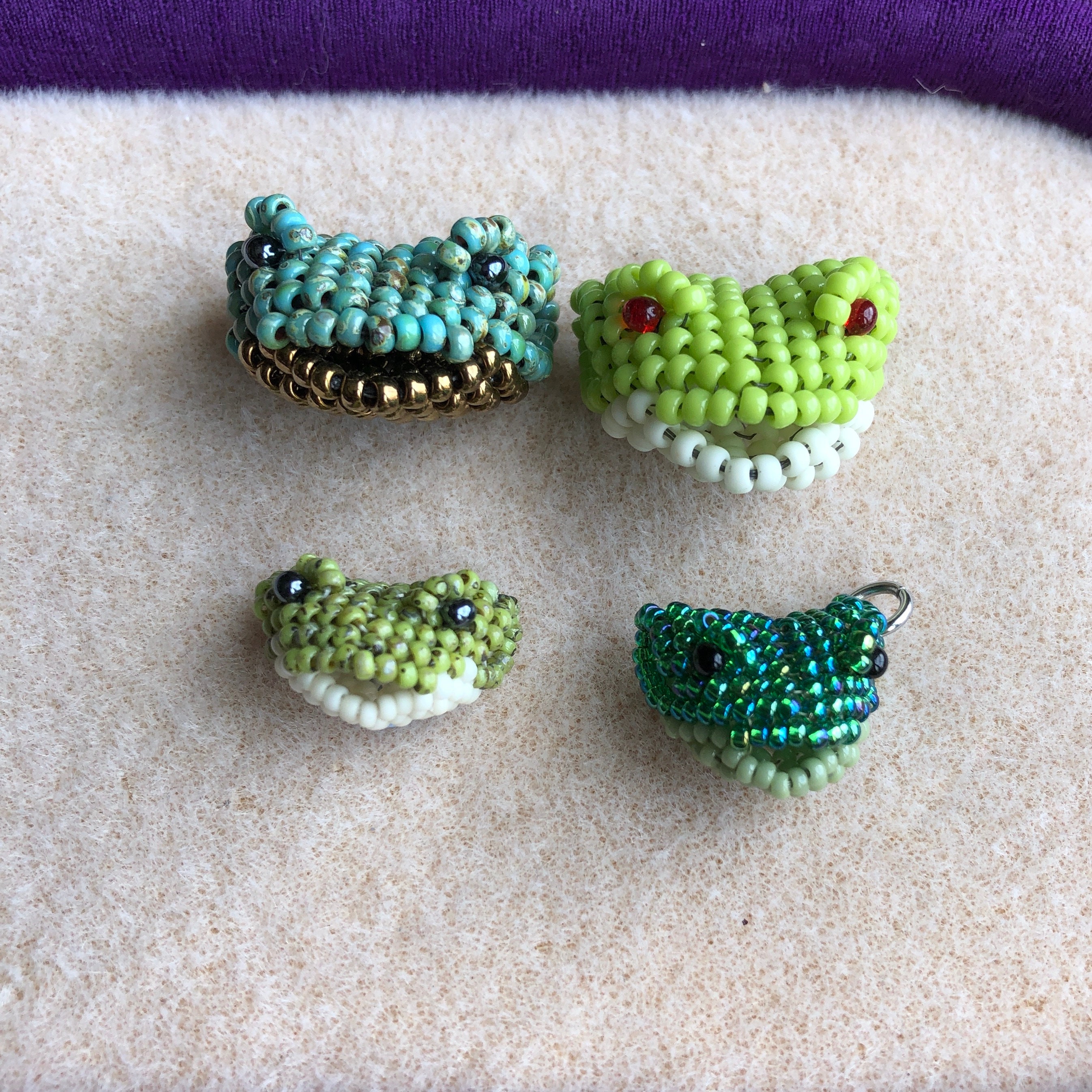 NEW Frog Critter Bead, 3D Peyote Beaded Bead, Geometric Beading Pattern ...