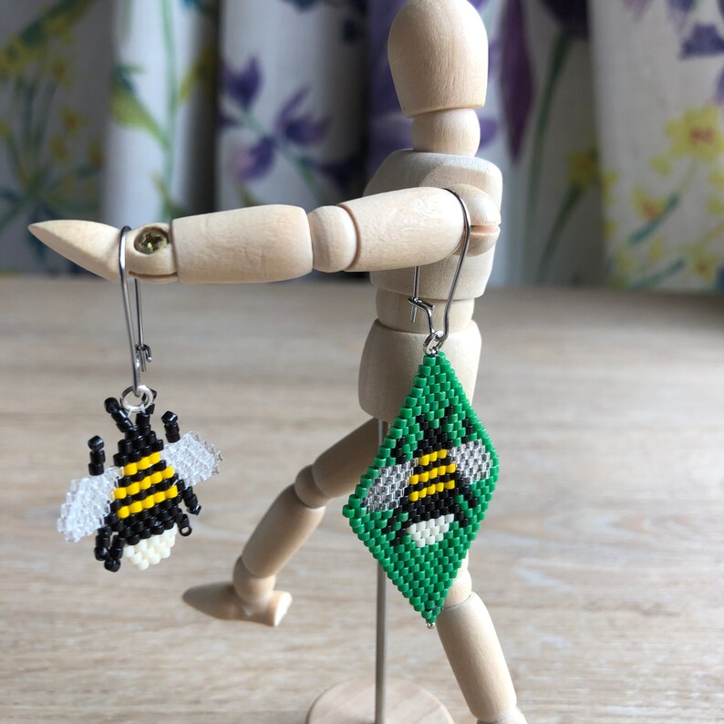 Brick Stitch Bee Charm Beaded Diamond Shape Earrings Charm - Etsy