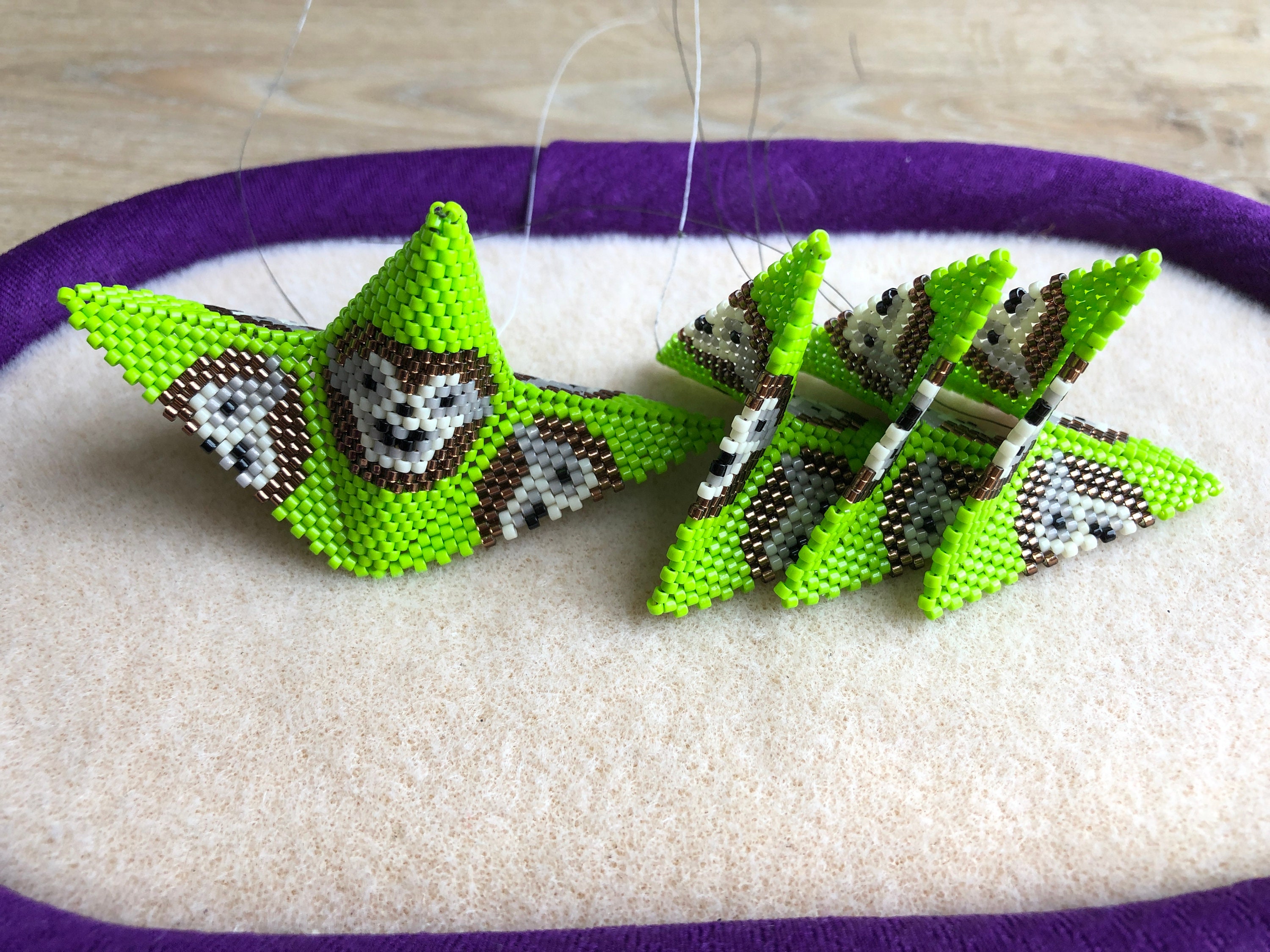 A Snuggle of Sloths 3D Warped Square Star Beading Pattern the - Etsy